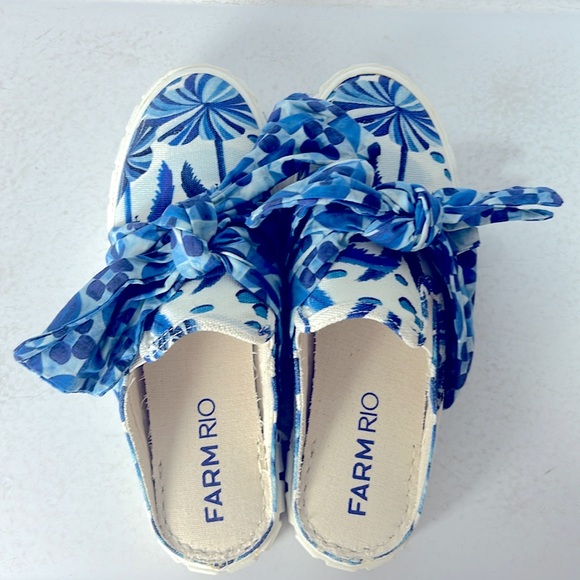 FARM Rio | Shoes | New Farm Rio Vegan Tropical Platform Bow Mule ...